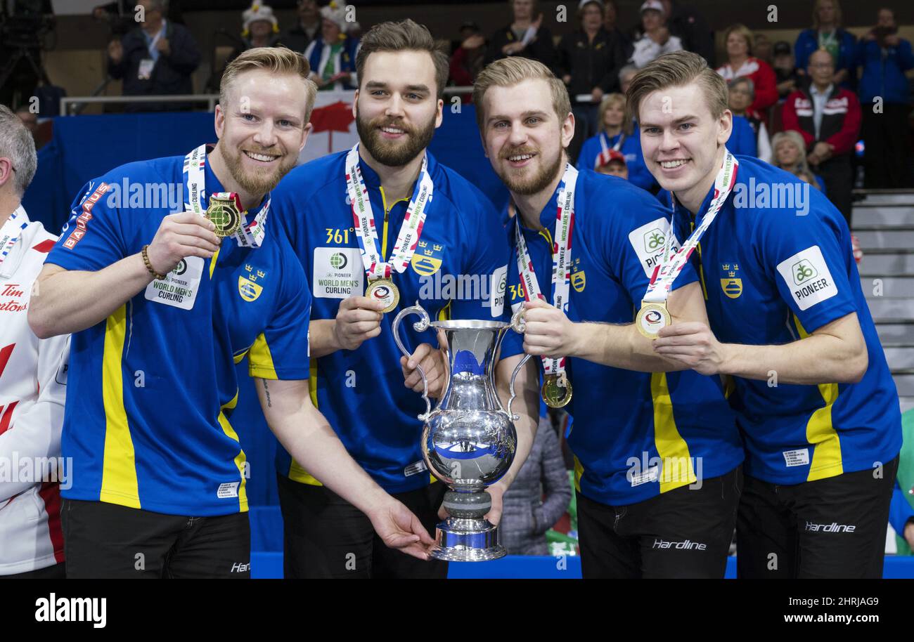 La Suède saute Niklas Edin, troisième Oskar Eriksson, deuxième Rasmus ...