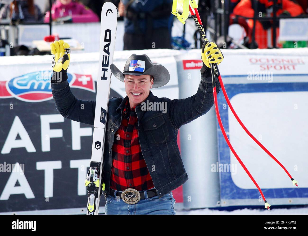 Le skieur canadien Erik Guay réagit dans la zone d'arrivée après sa ...