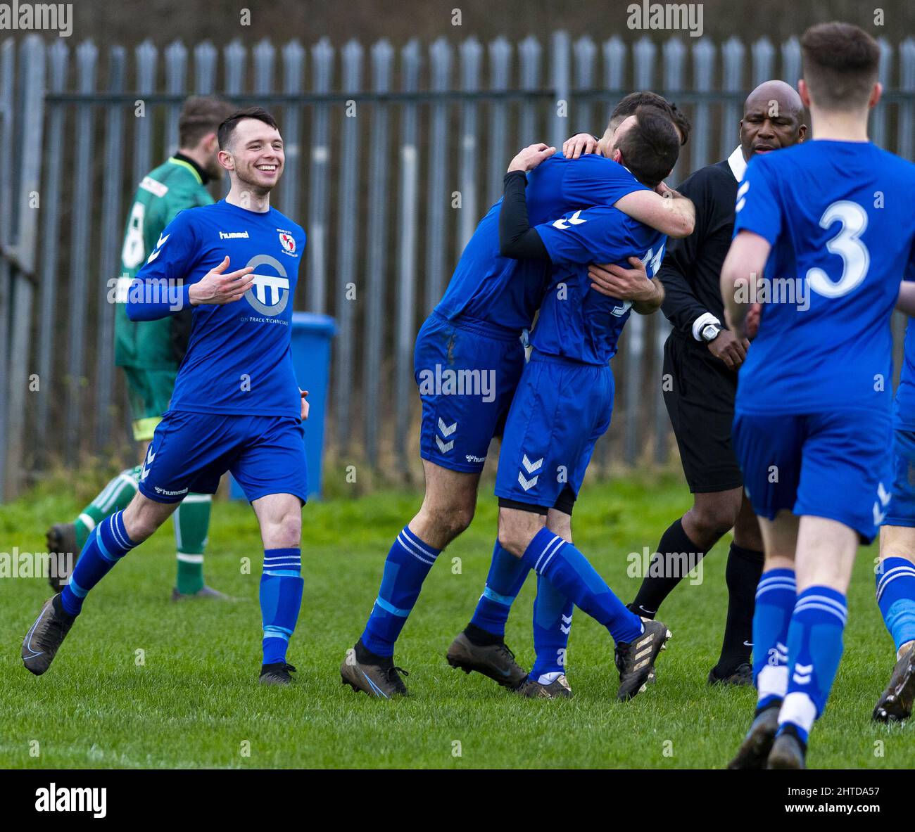 Ligue de football de belfast et du district Banque de photographies et ...