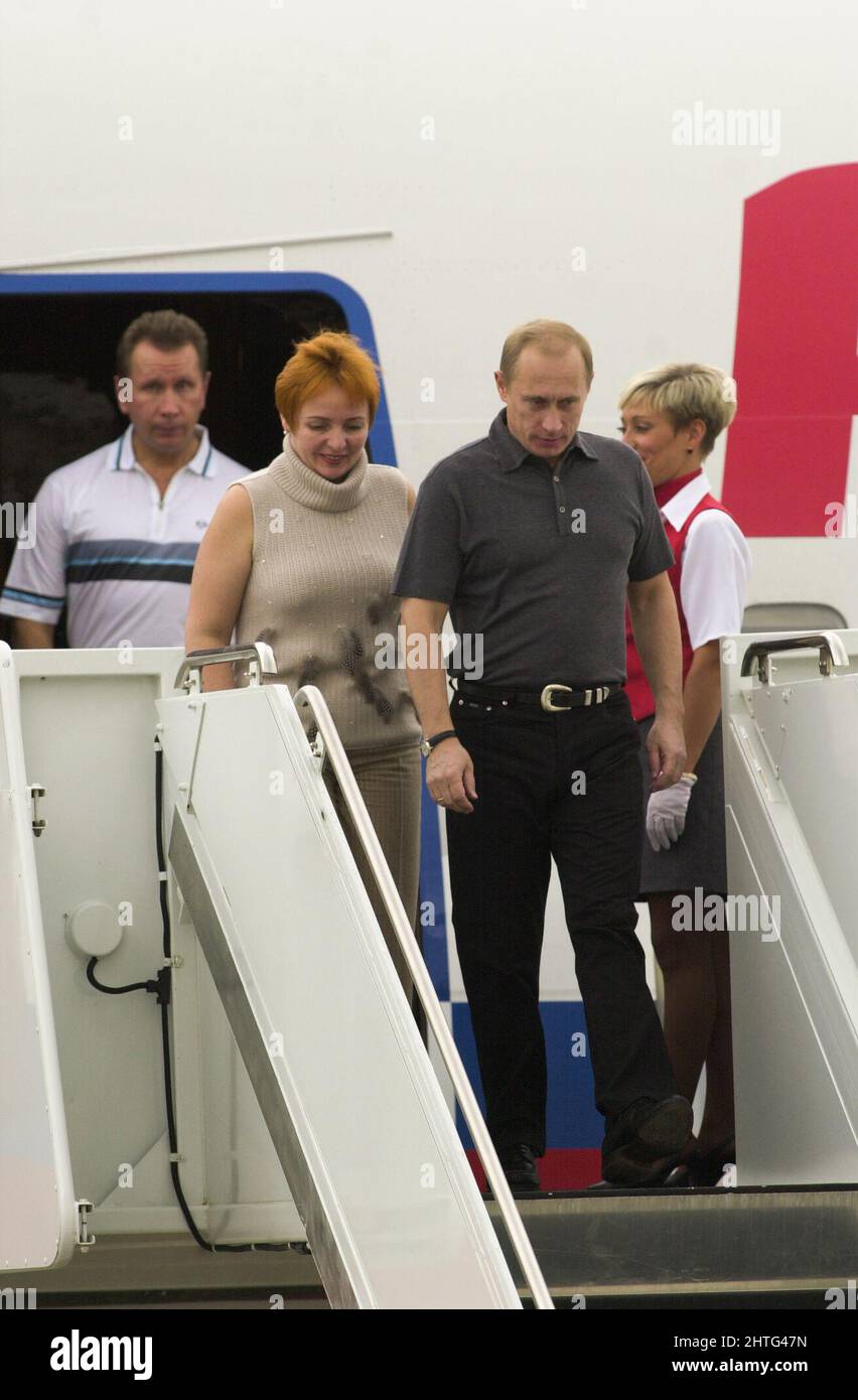President vladimir putin and his wife lyudmila putin Banque de ...