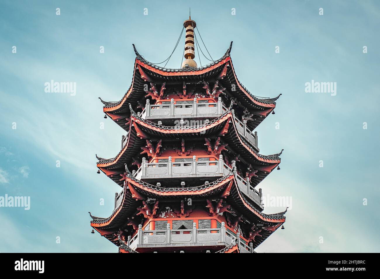 Longhua temple buddha Banque de photographies et d’images à haute ...