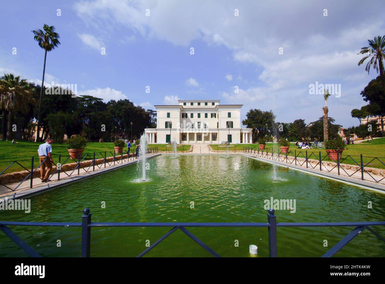 Palazzo torlonia palace Banque de photographies et d’images à haute ...
