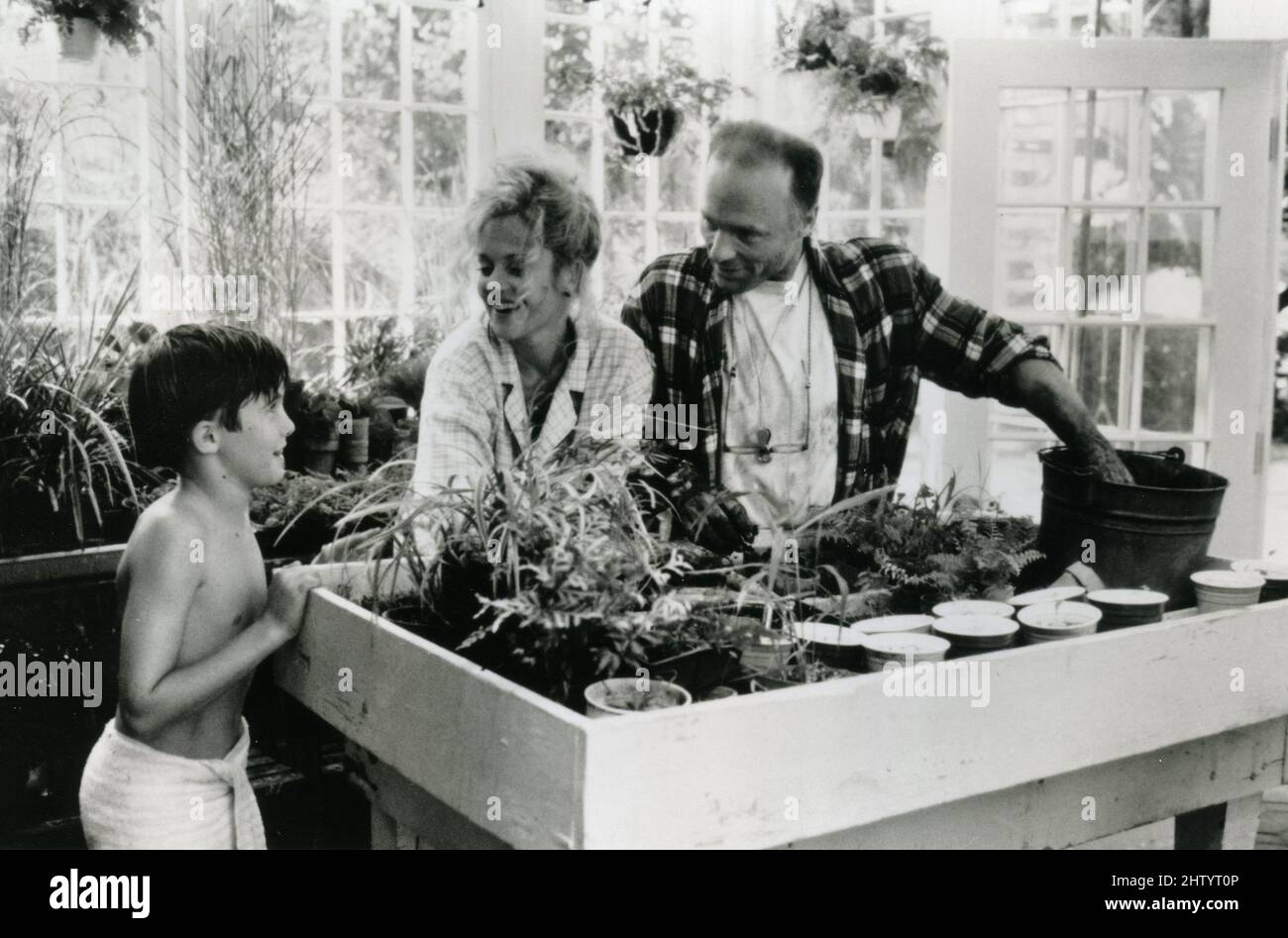 L'actrice américaine Melanie Griffith, Ed Harris, et Michael Patrick ...