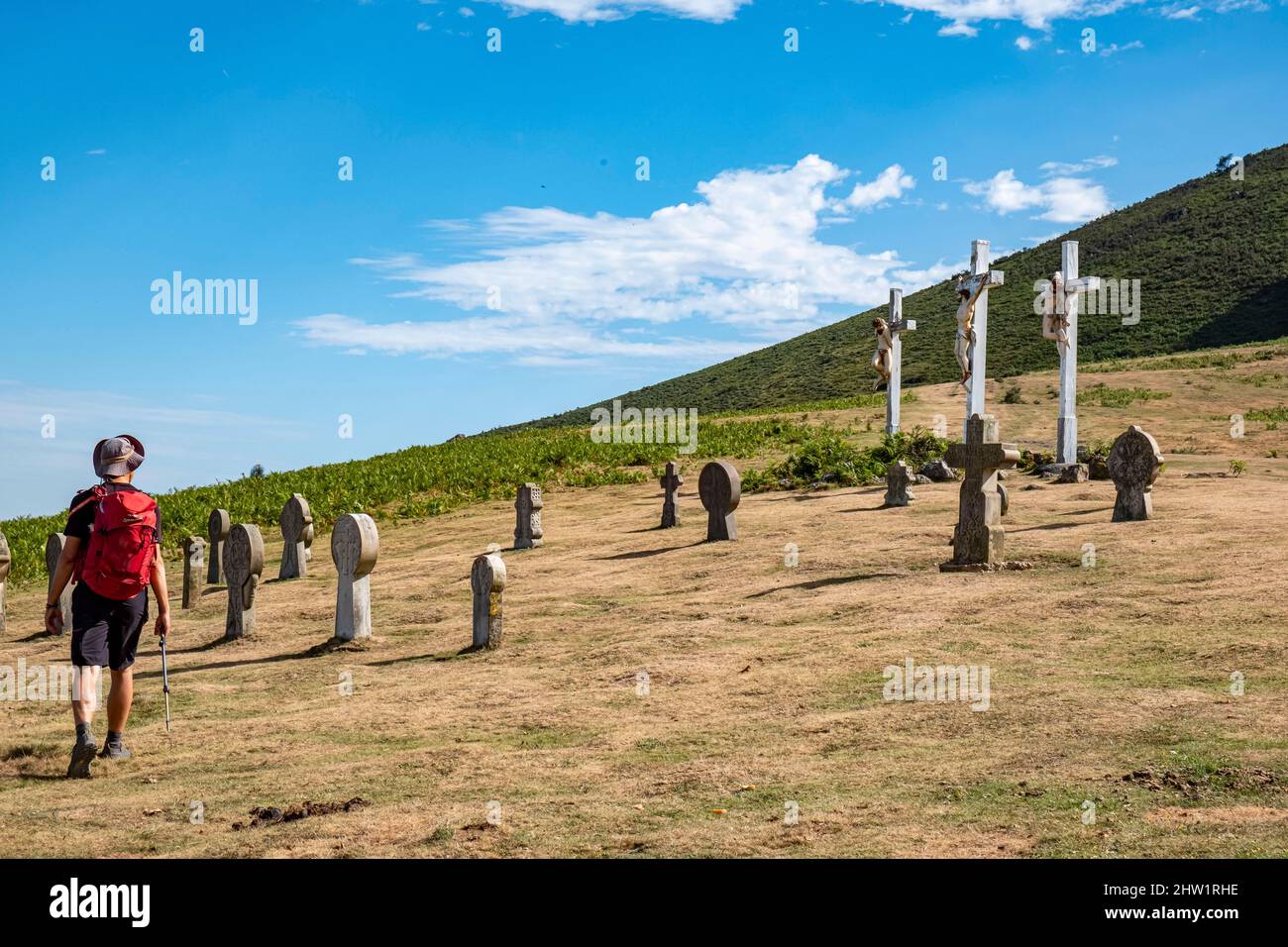 Croix basque Banque de photographies et d’images à haute résolution - Alamy