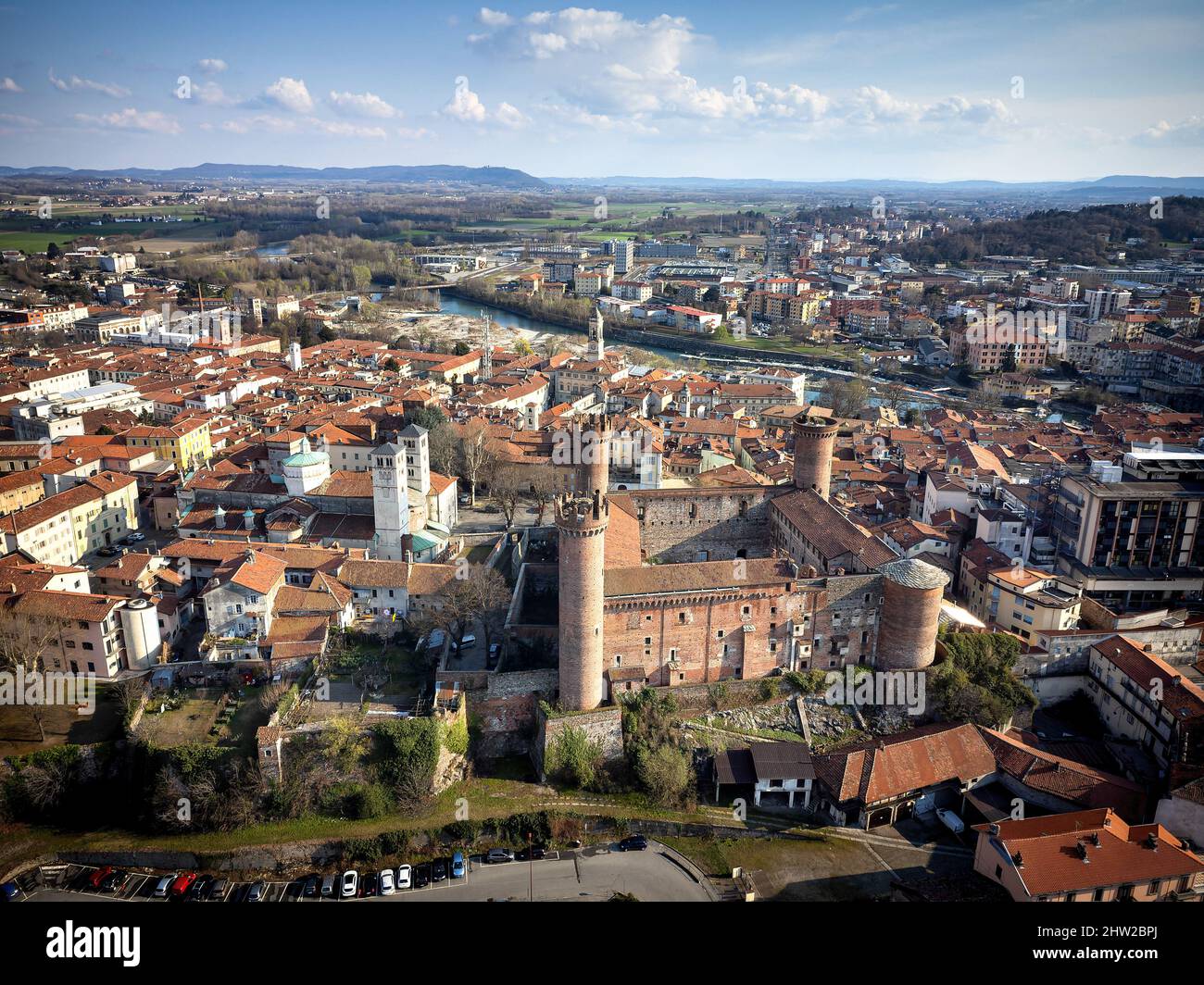 Centre historique ivrea italy Banque de photographies et d’images à ...