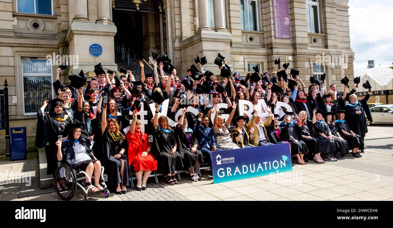 Graduation ceremony staff Banque de photographies et d’images à haute ...