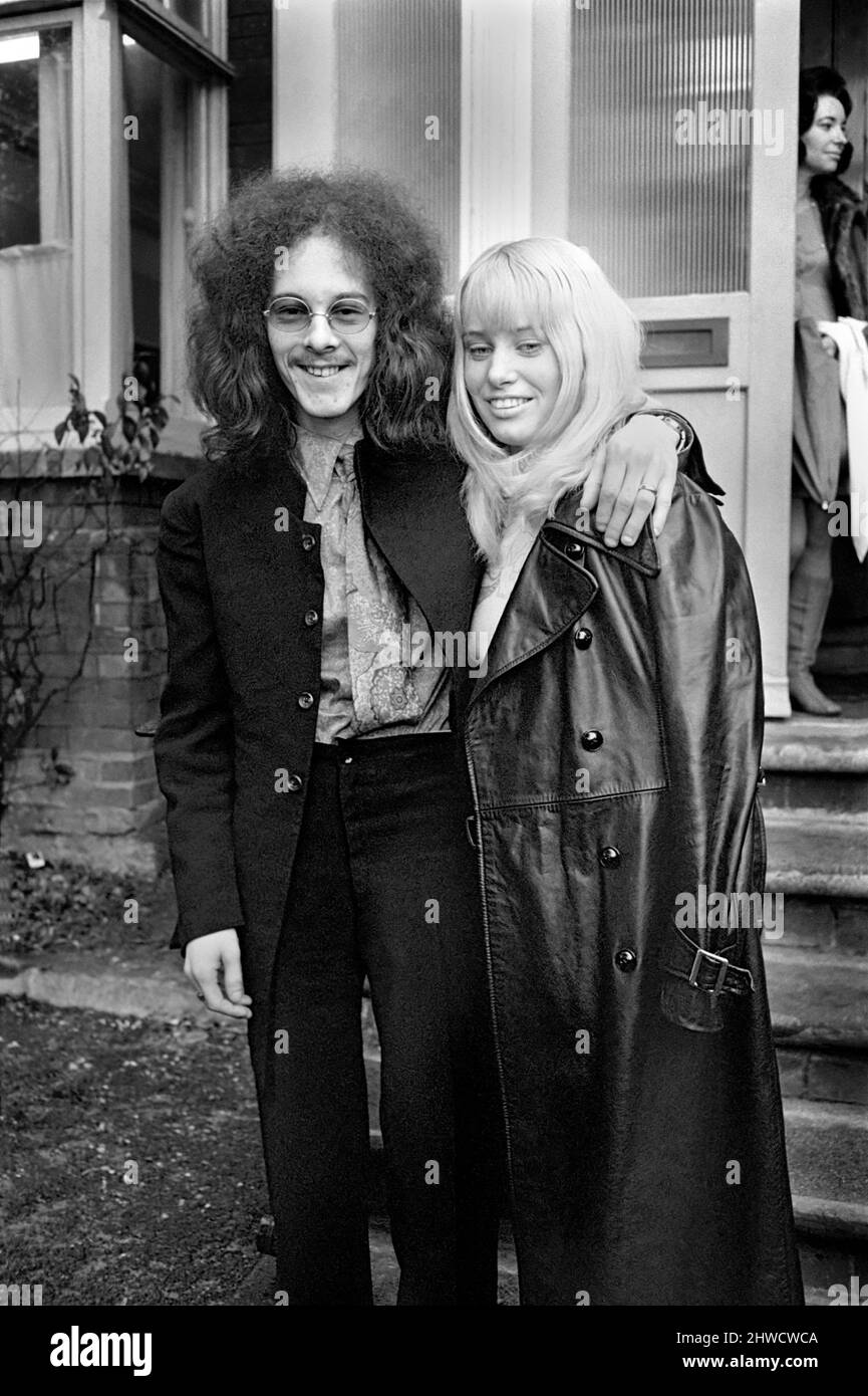 Noel Redding qui a joué dans le groupe Jimi Hendrix Experience avec la ...