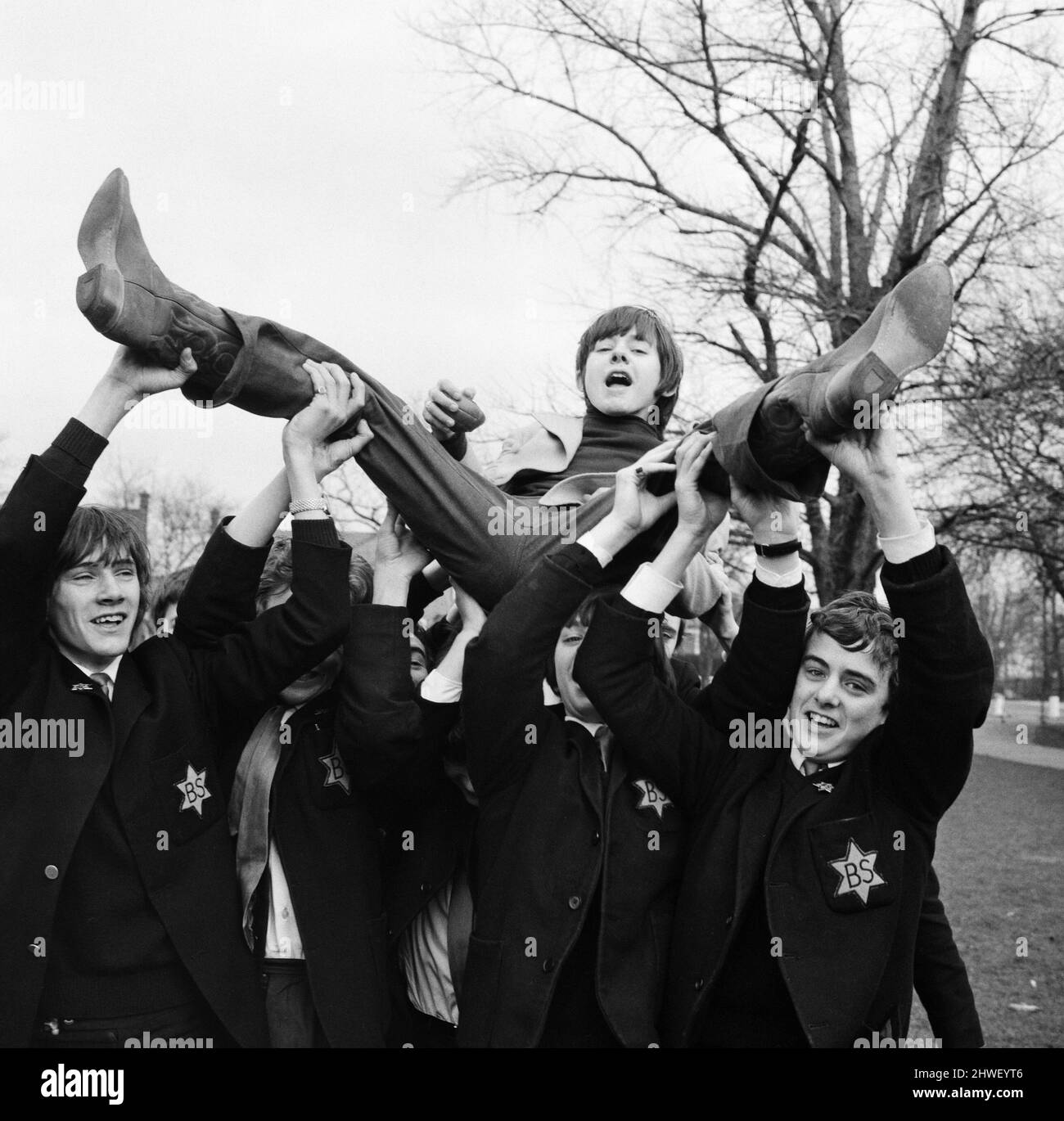 Jack Wild, un acteur de 16 ans, a joué le rôle du Dodger Arful dans le film musical Oliver 1968 ...