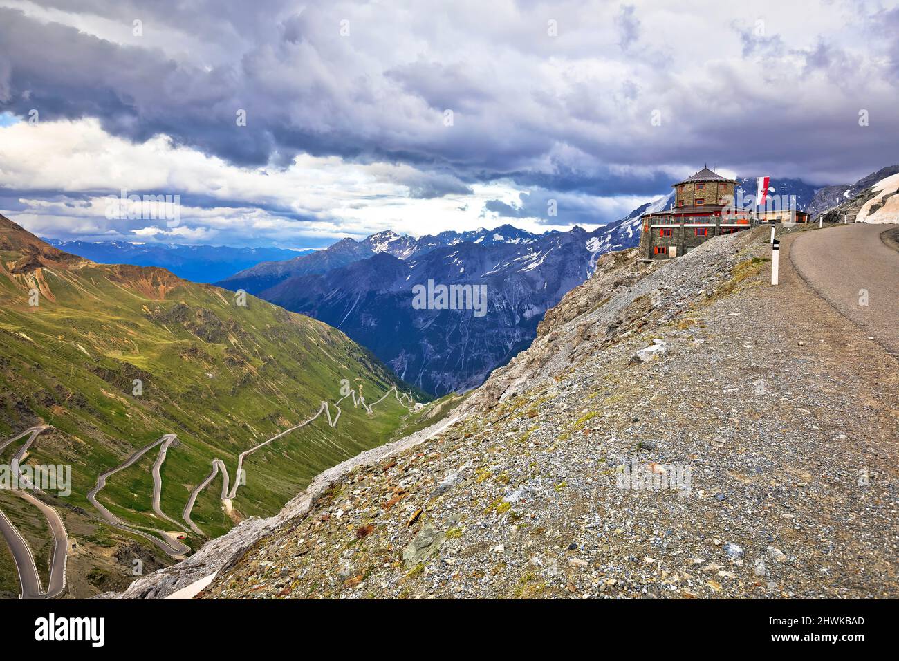 Stelvio pass moto Banque de photographies et d’images à haute ...