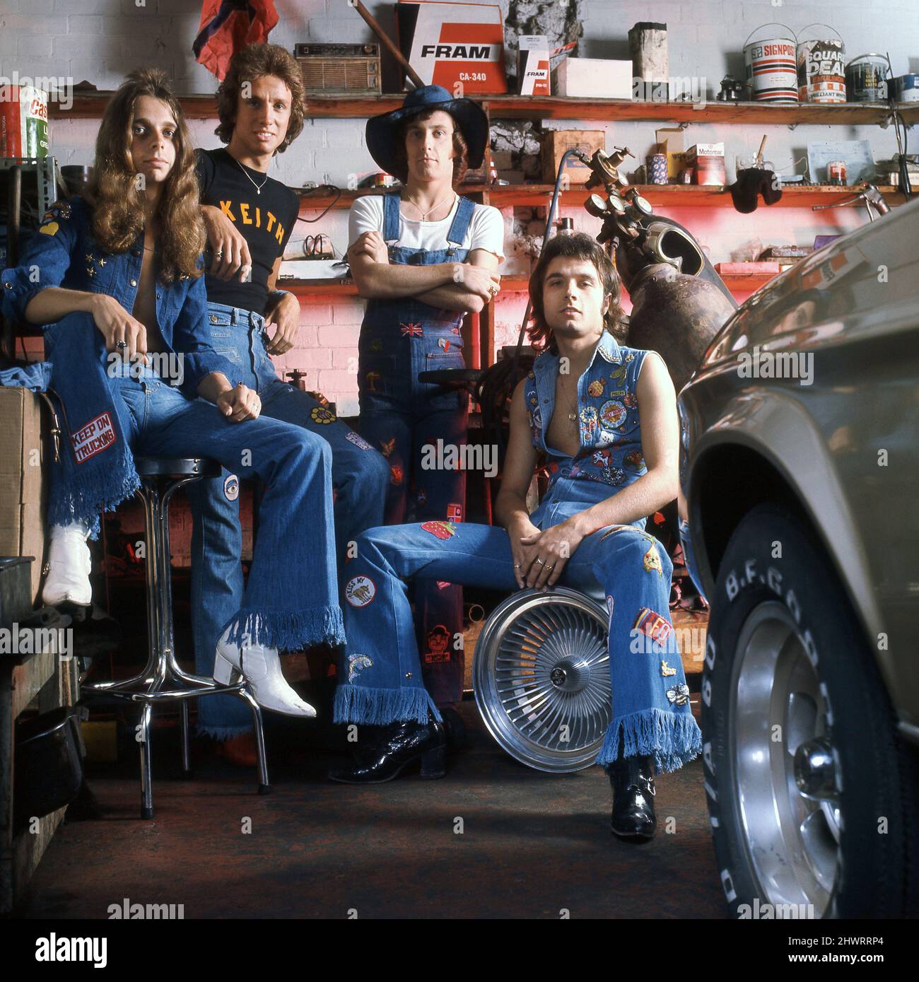 Teen band Banque de photographies et d’images à haute résolution - Alamy