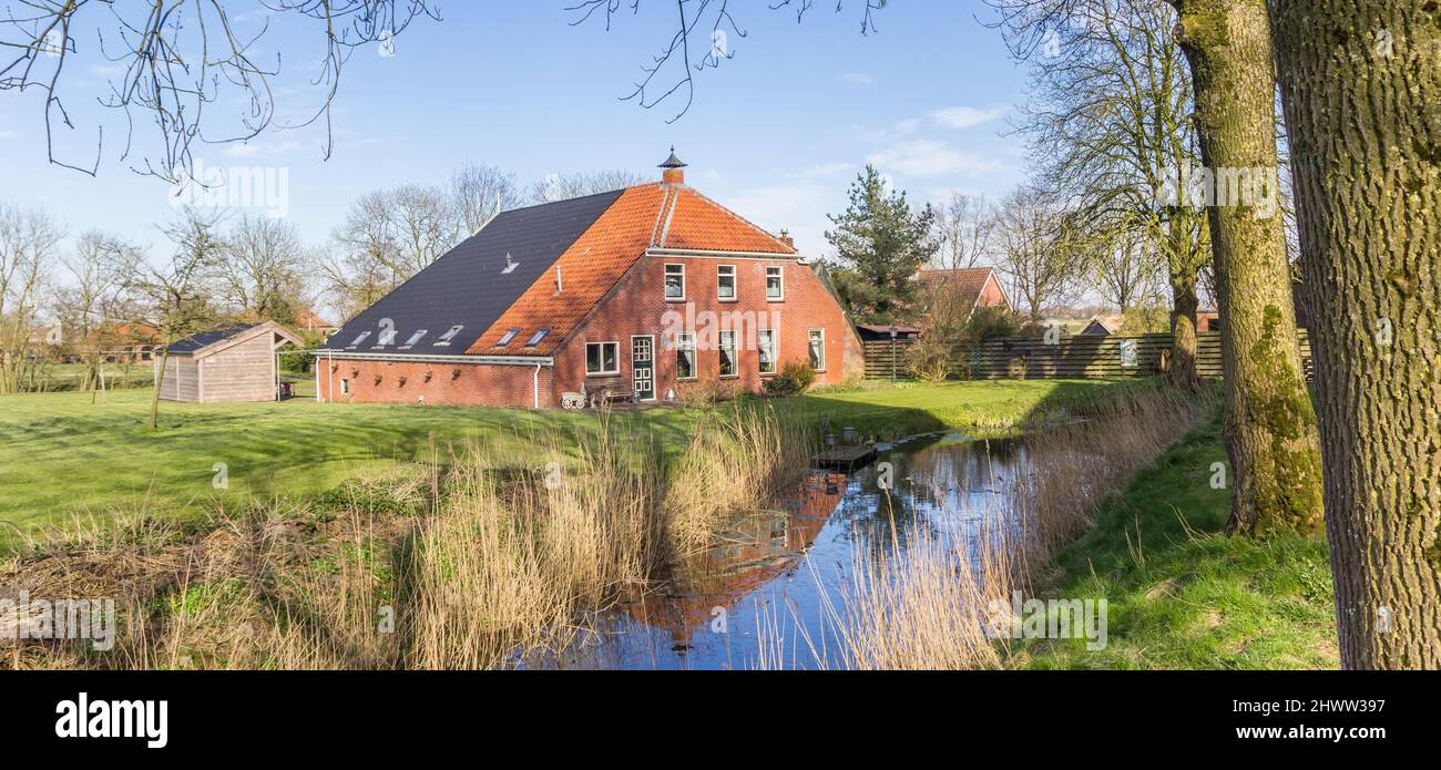 Une ferme traditionnelle Banque de photographies et d’images à haute ...