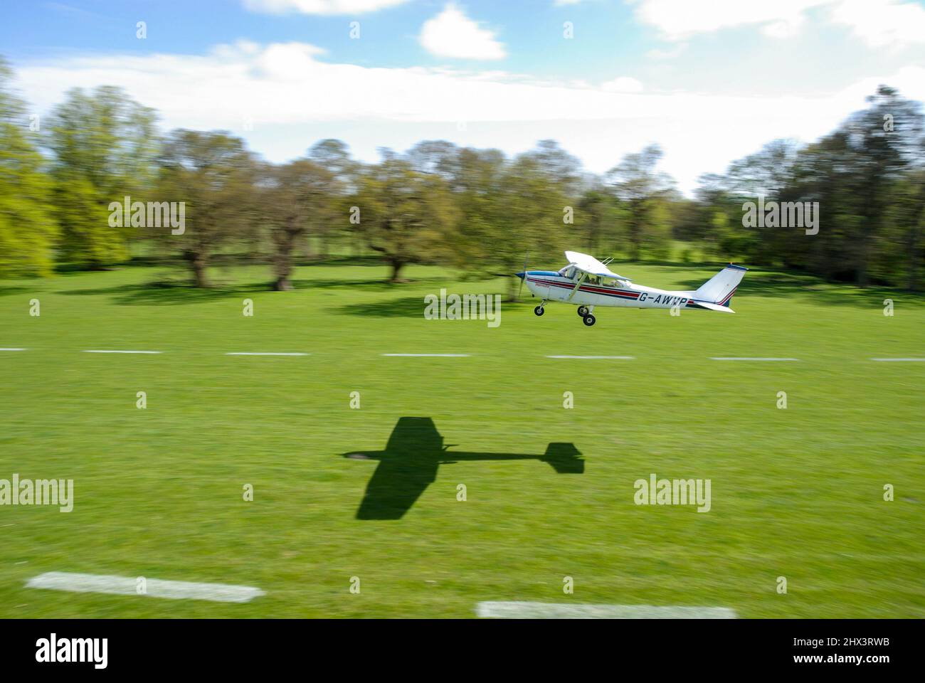 Reims cessna 172 skyhawk Banque de photographies et d’images à haute ...