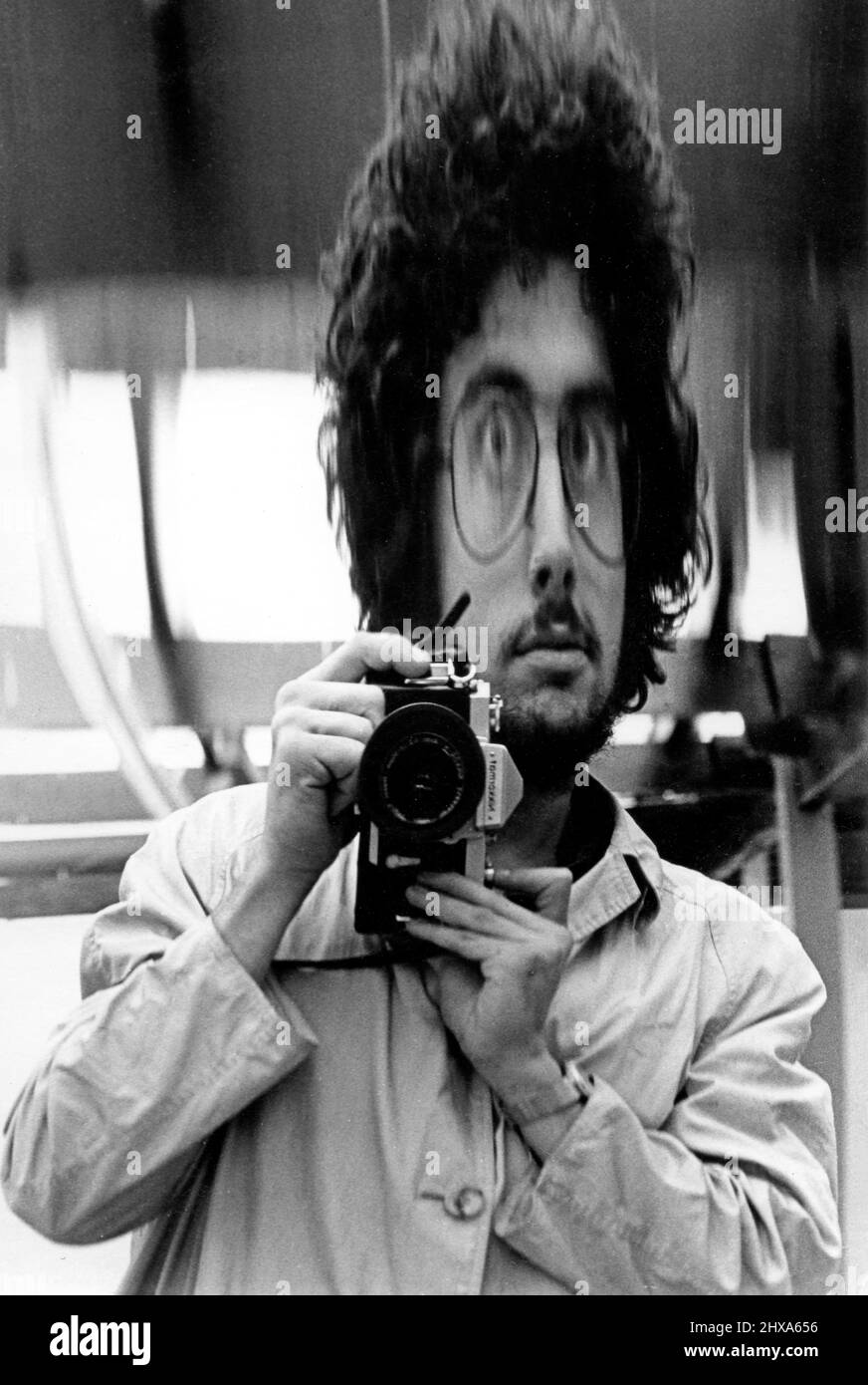 Distorsion miroir funhouse Banque de photographies et d’images à haute ...