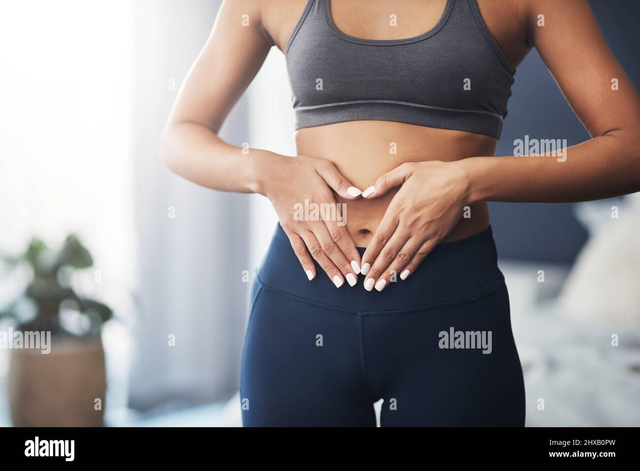 Femme maigre Banque de photographies et d’images à haute résolution - Alamy