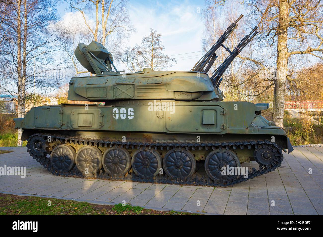 Canon antiaérien automoteur Banque de photographies et d’images à haute ...