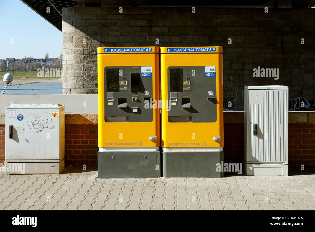 Pay machine Banque de photographies et d’images à haute résolution - Alamy