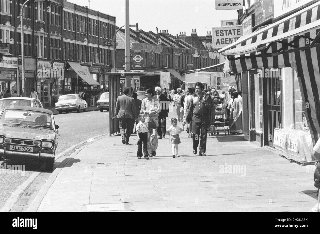 Southall high street Banque de photographies et d’images à haute ...