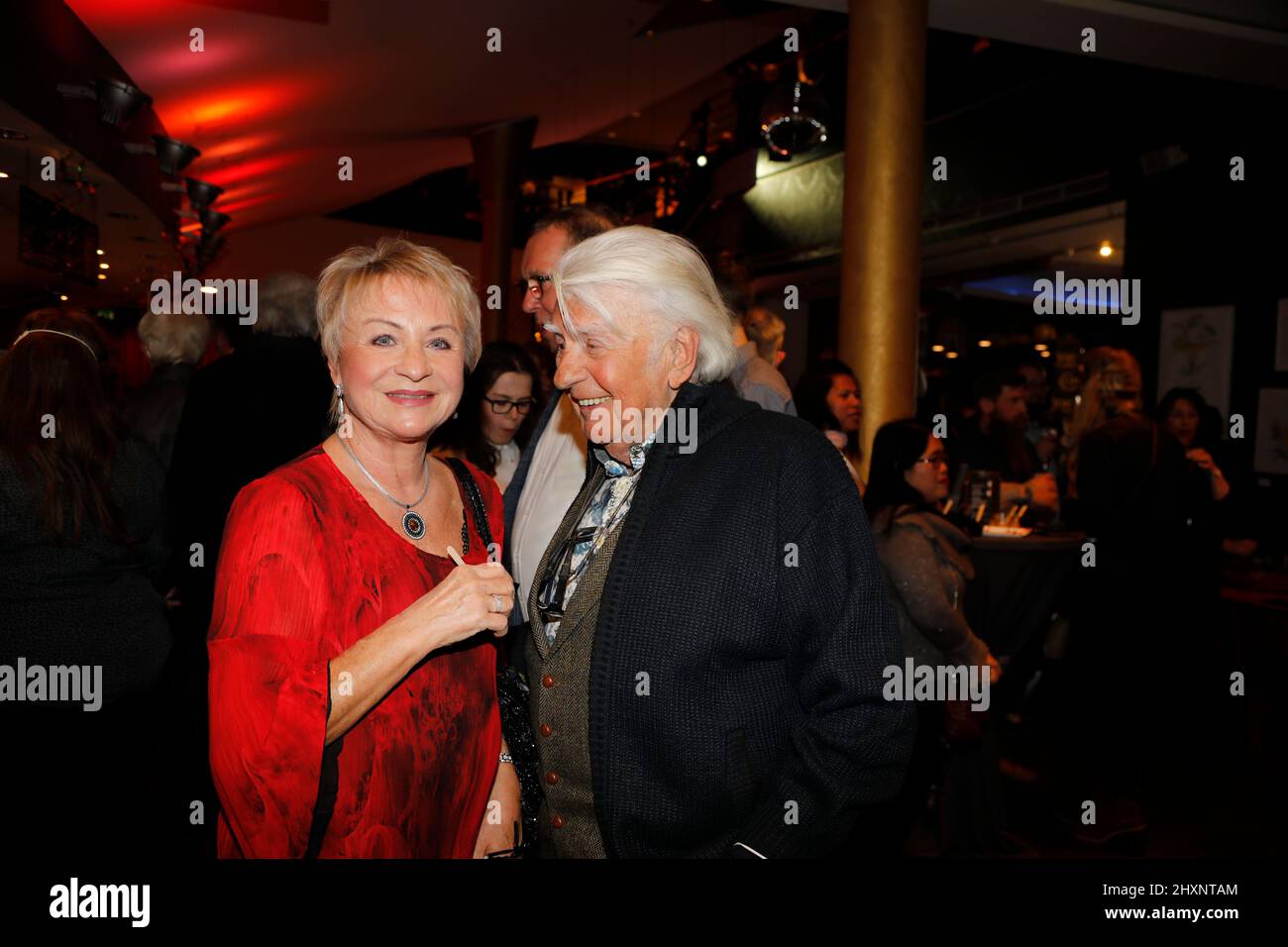 Heidi Weigelt und Heinz Behrens BEI der Premiere: ALLES BESTE! 25 Jahre ...