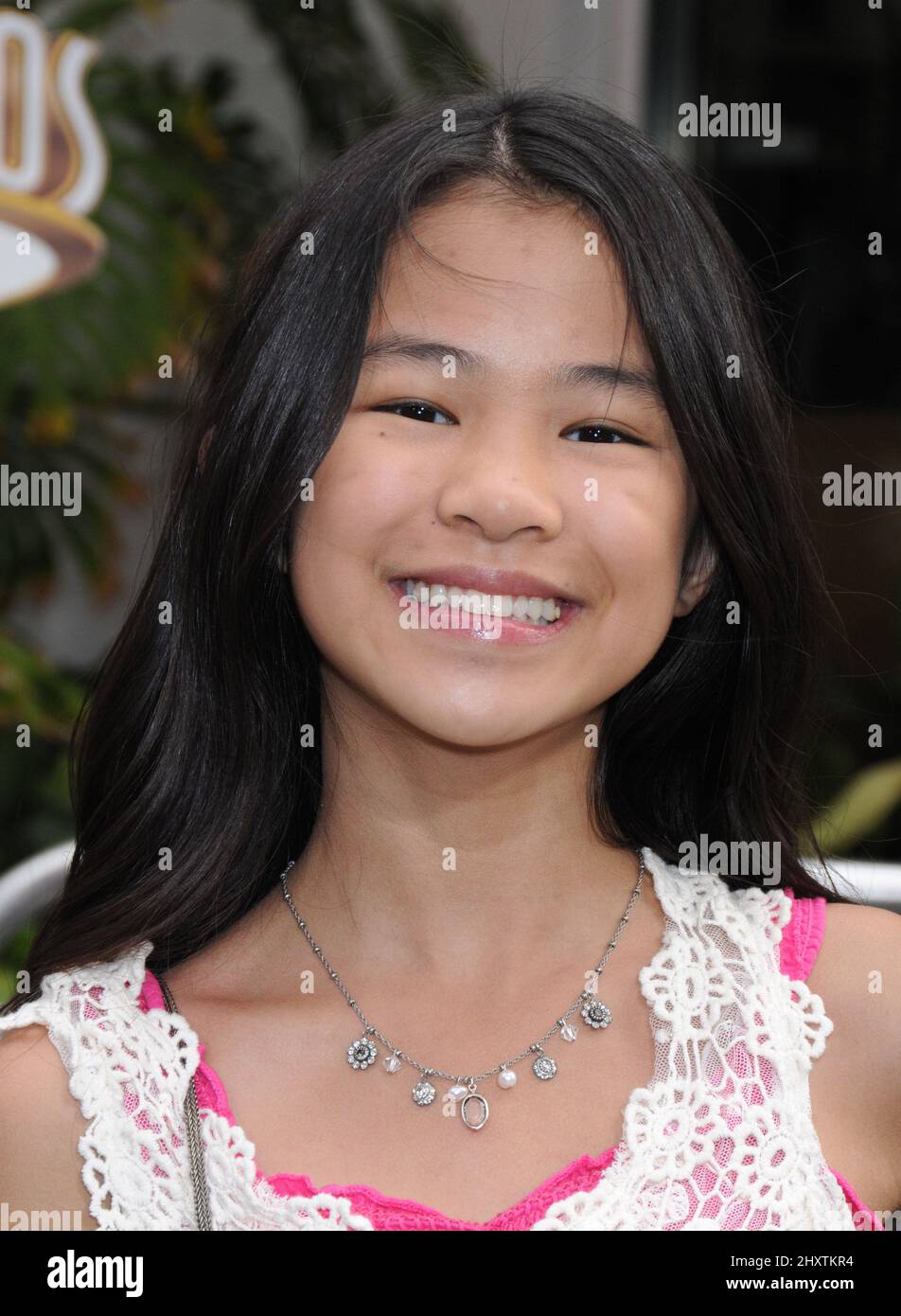 Tiffany Estensen lors de la première du nouveau film d'Universal ...