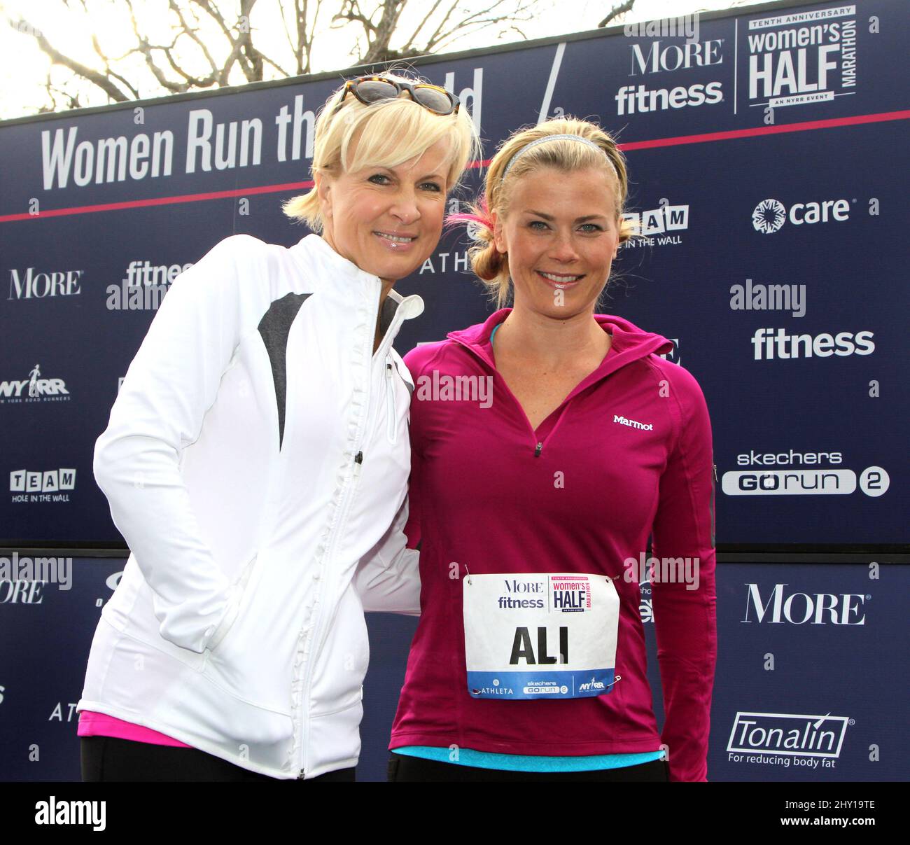 Alison Sweeney et Mika Brzezinski lors du demi-marathon féminin 10th ...