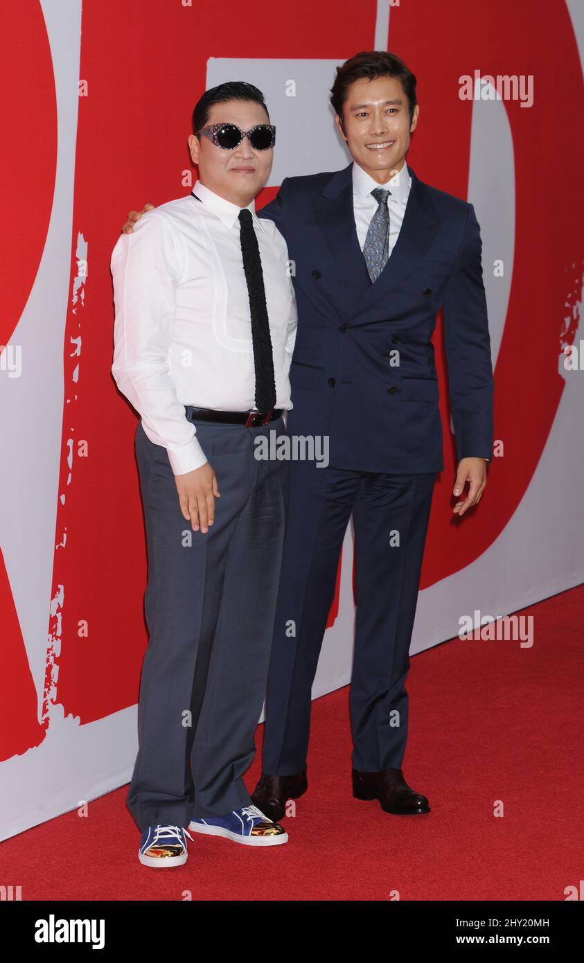 Psy and lee byung hun Banque de photographies et d’images à haute ...