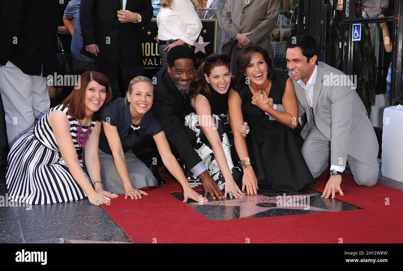 Kate Flannery, Maria Bello, Blair Underwood, Debra Messing, Mariska ...