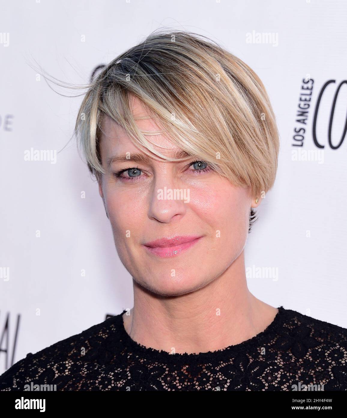 Robin Wright participe à l'événement du magazine confidentiel de Los ...