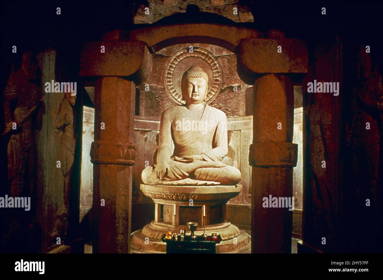Sokkuram grotto temple Banque de photographies et d’images à haute ...