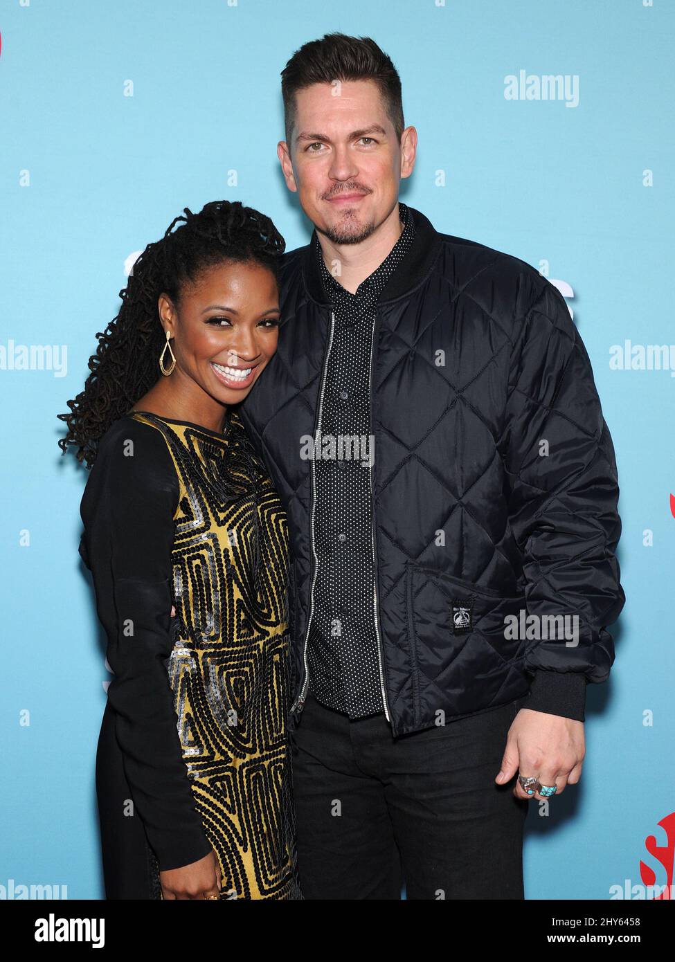 Shanola hampton steve howey Banque de photographies et d’images à haute ...