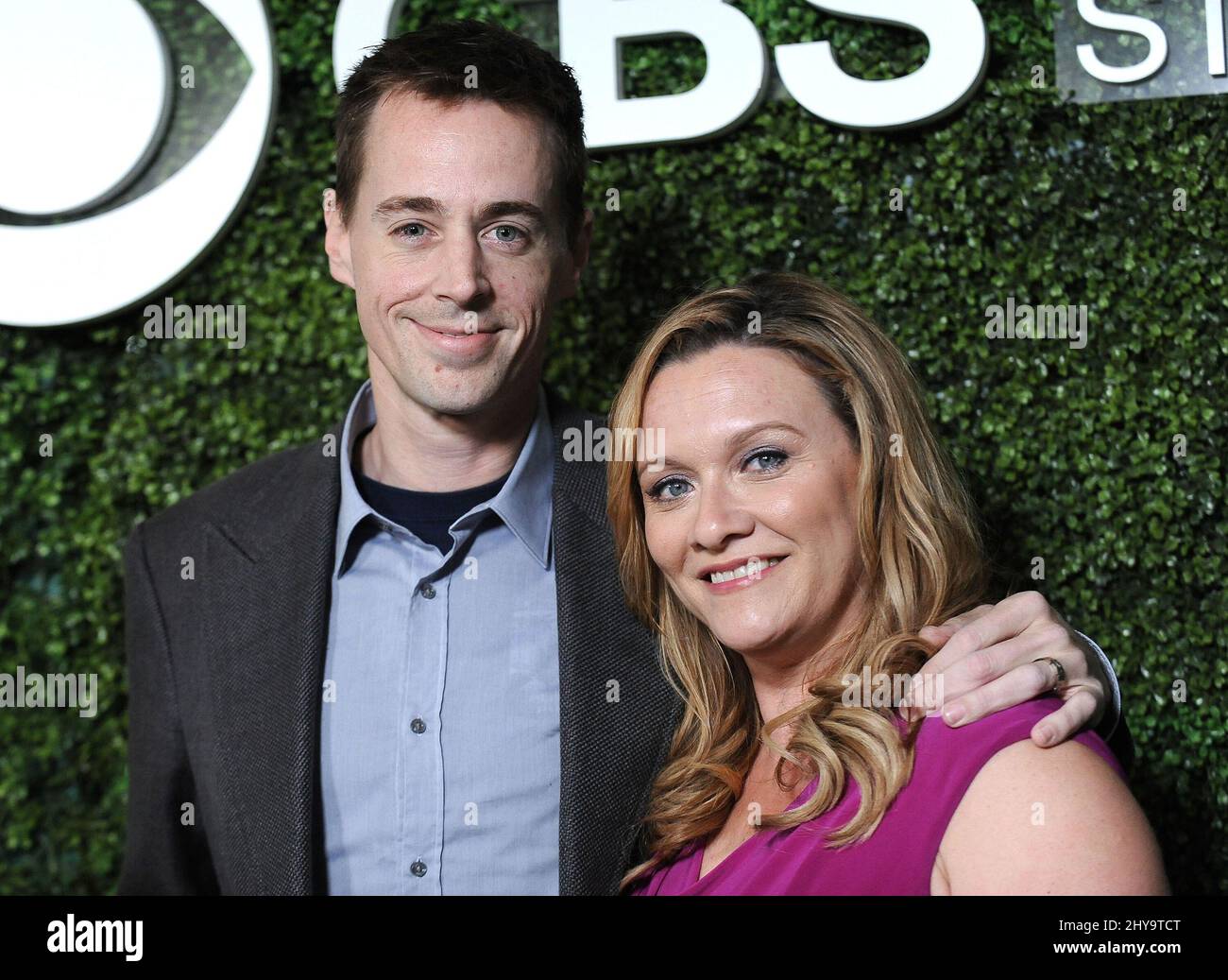 Sean Murray et Carrie James participant à la soirée d'été CBS qui s'est ...