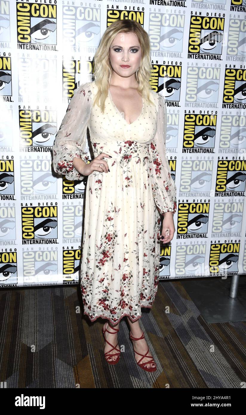 The 100 eliza taylor Banque de photographies et d’images à haute ...
