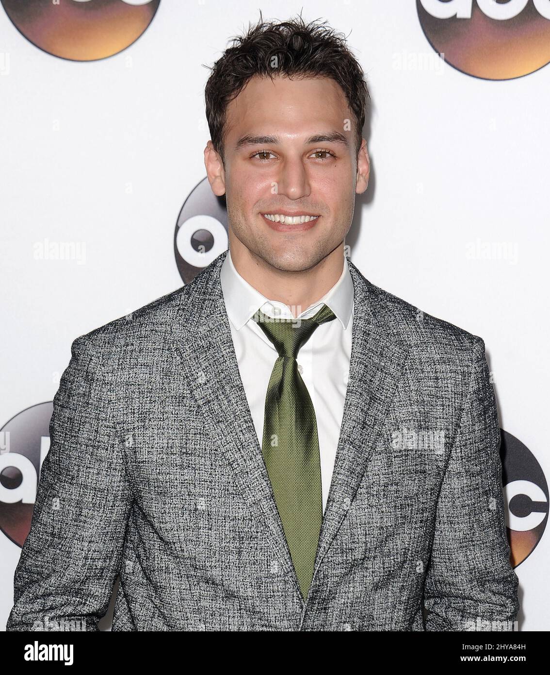 Ryan Guzman participe au circuit de presse d'été 2016 de Disney ABC TCA ...