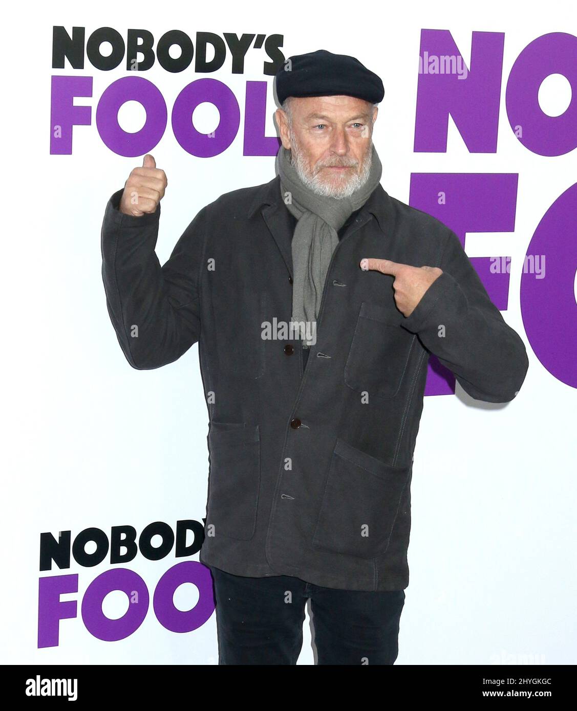 Corbin Bernsen participant à la première mondiale « Nobody's Fool » qui ...