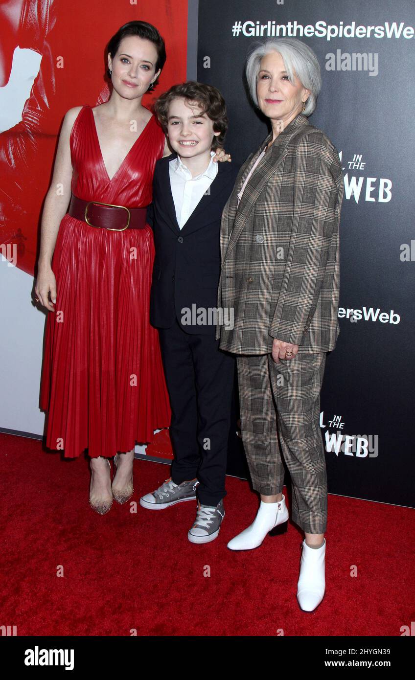 Claire Foy, Christopher Convery et Elizabeth Cantillon participant à la ...