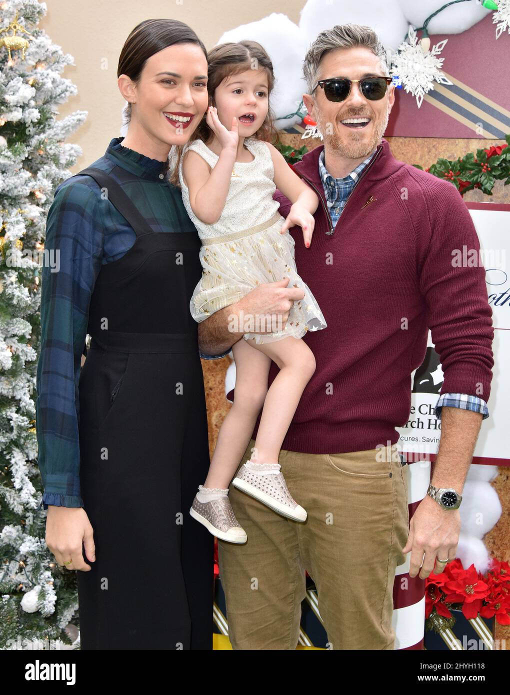 Odette Annable, Dave Annable et Charlie Mae Annable arrivent pour l ...