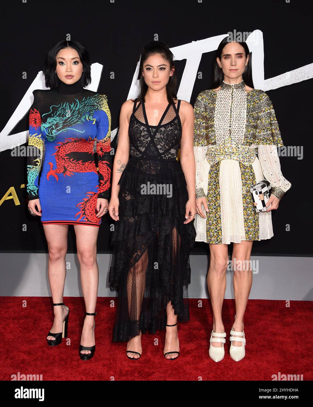Lana Condor, Rosa Salazar et Jennifer Connelly à la première de 'Alita ...
