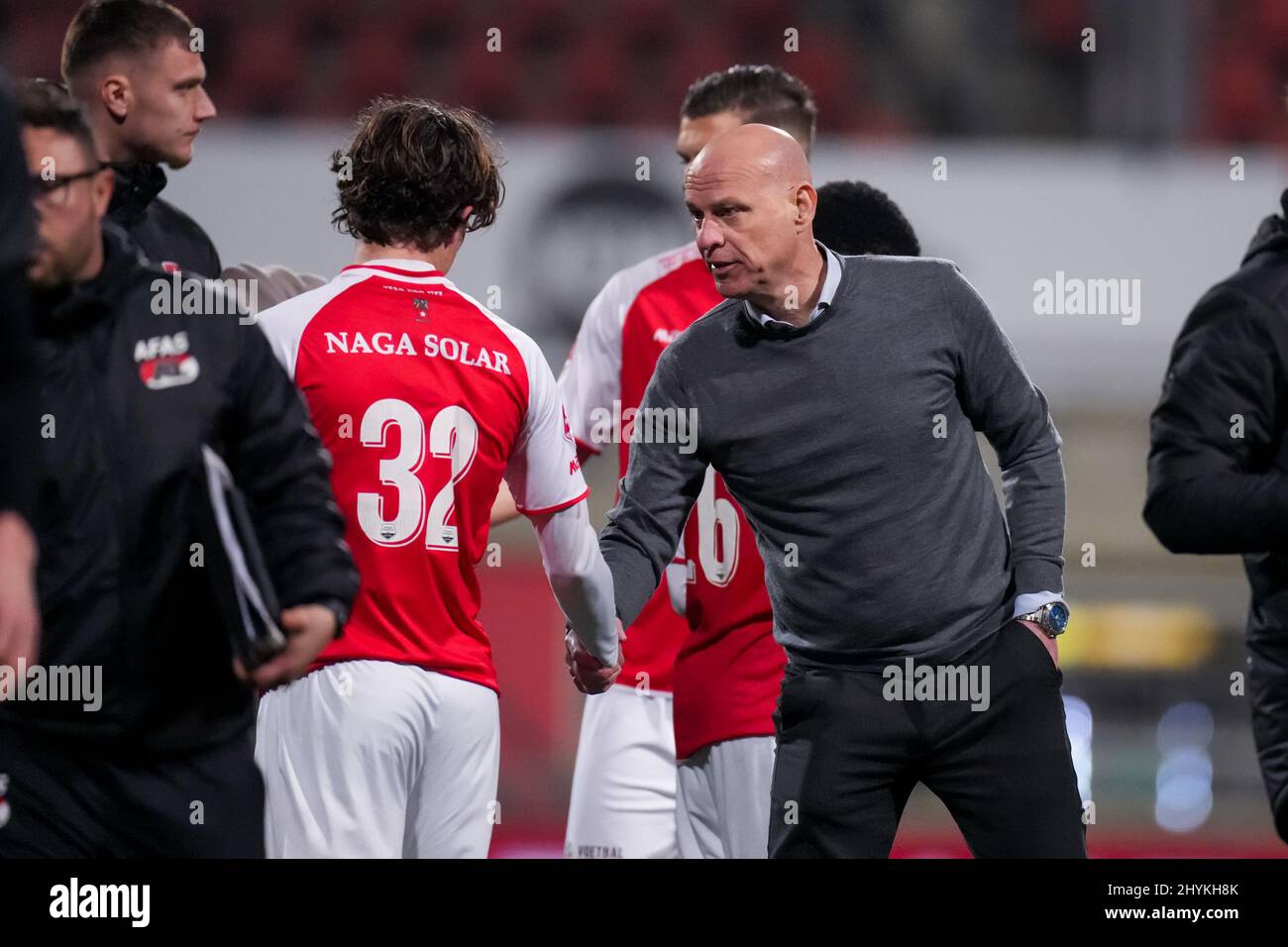 MAASTRICHT, PAYS-BAS - MARS 14: Coach Klaas Wels de MVV Maastricht ...