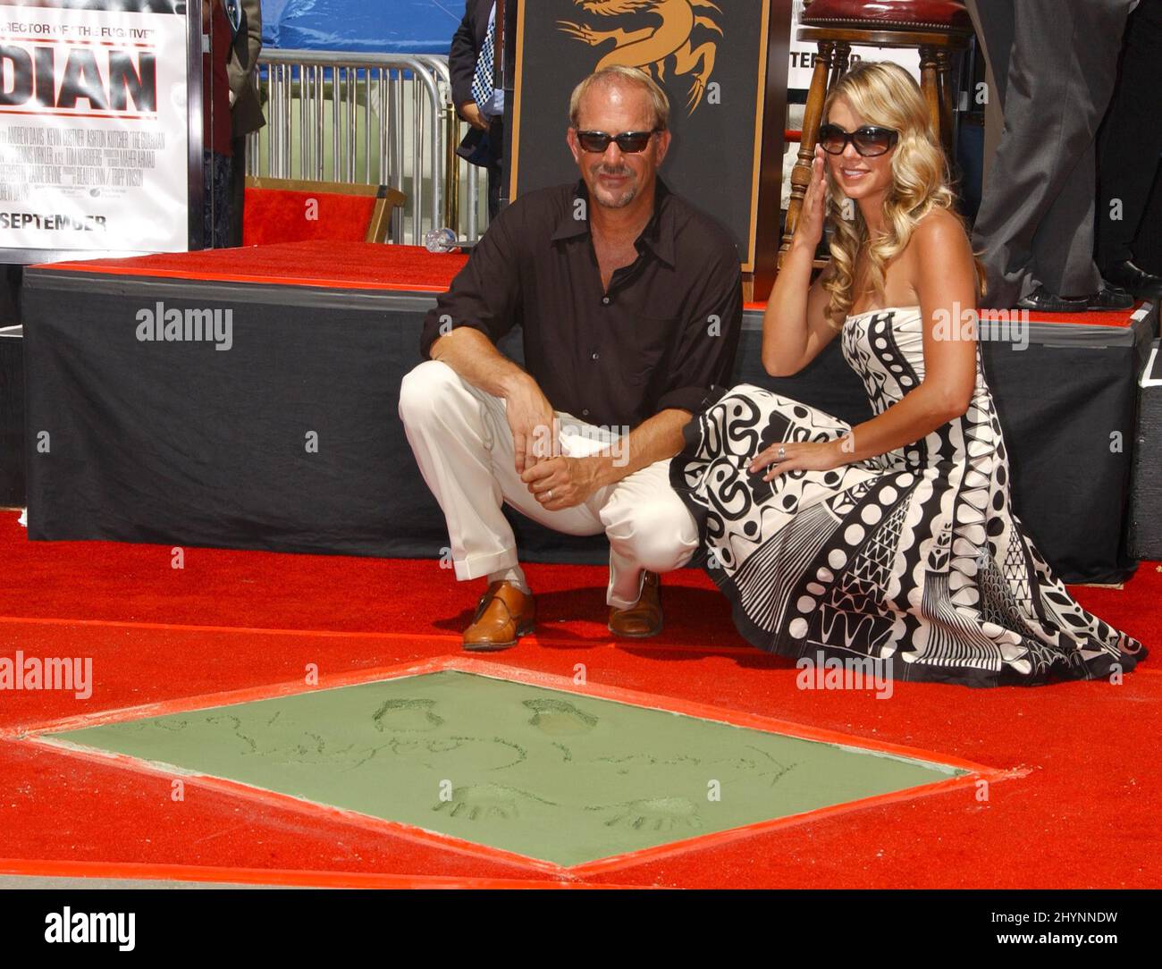 Kevin Costner est honoré par une cérémonie main & Footprint au Grauman ...