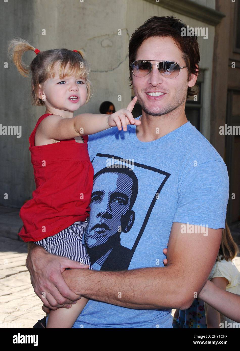 Peter Facinelli et sa fille Fiona participent au Carnaval annuel d ...