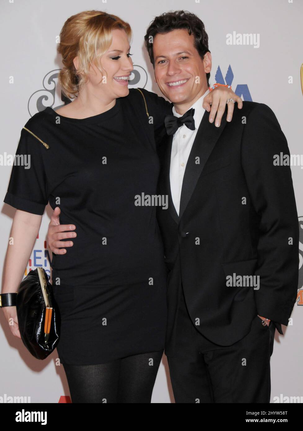 Alice Evans et Ioan Gruffudd à la course annuelle à Erase MS 16th qui s ...