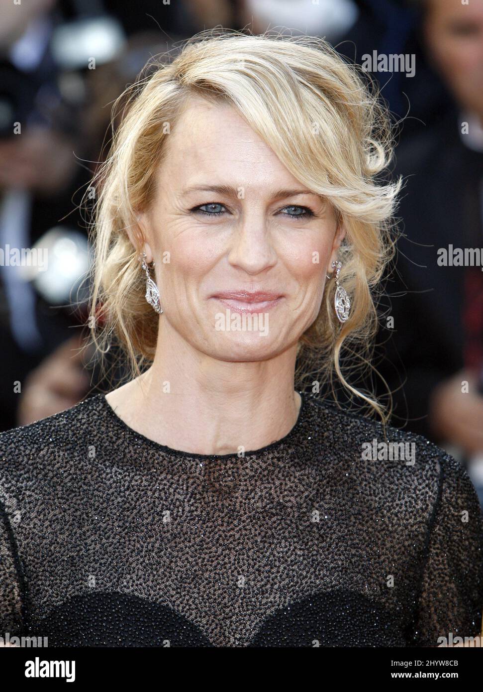Robin Wright Penn arrive pour la première du nouveau film Coco Chanel ...
