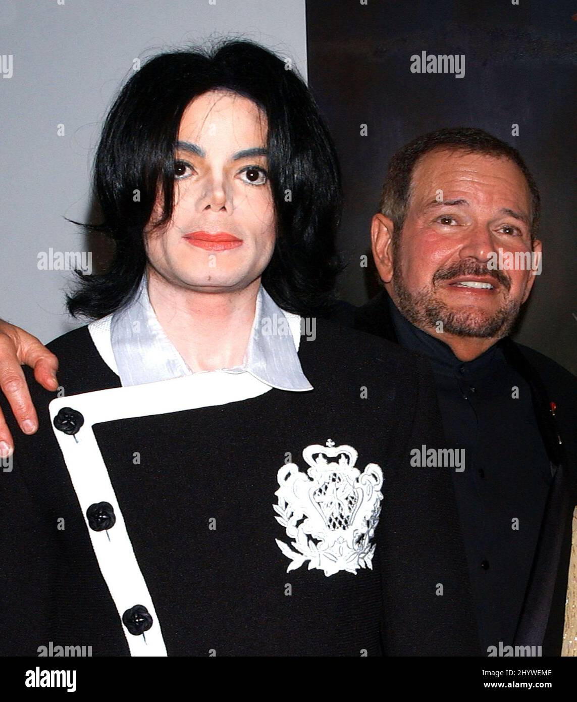 Photo du dossier datée du 09 février 2002 de Michael Jackson avec le Dr ...