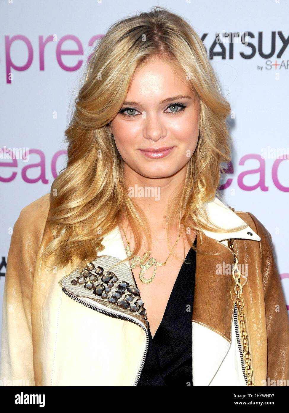Sara paxton Banque de photographies et d’images à haute résolution - Alamy