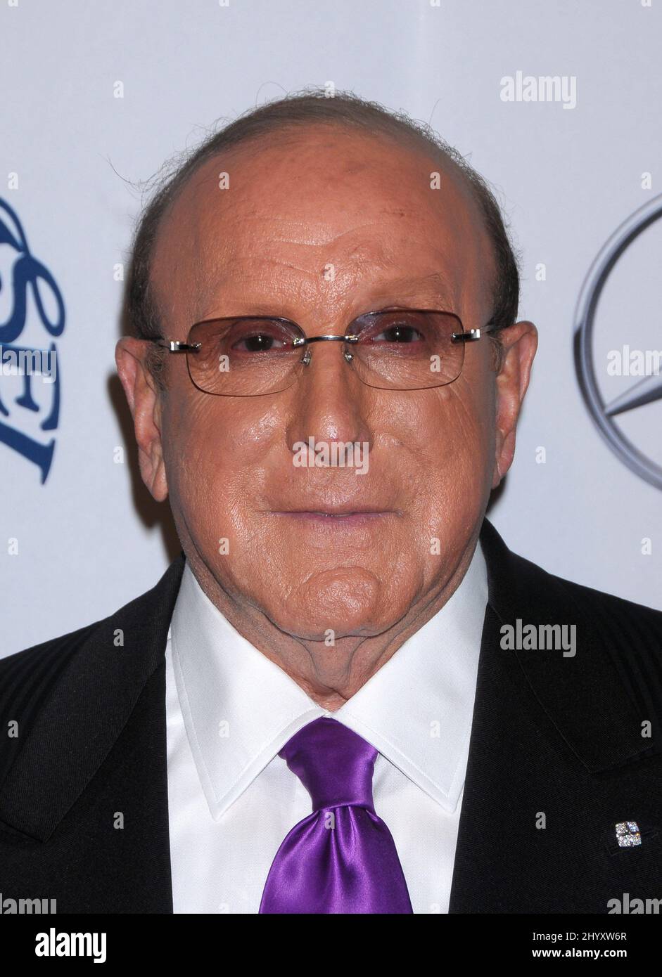 Clive Davis lors du Carousel annuel de Hope ball 32nd qui s'est tenu à ...