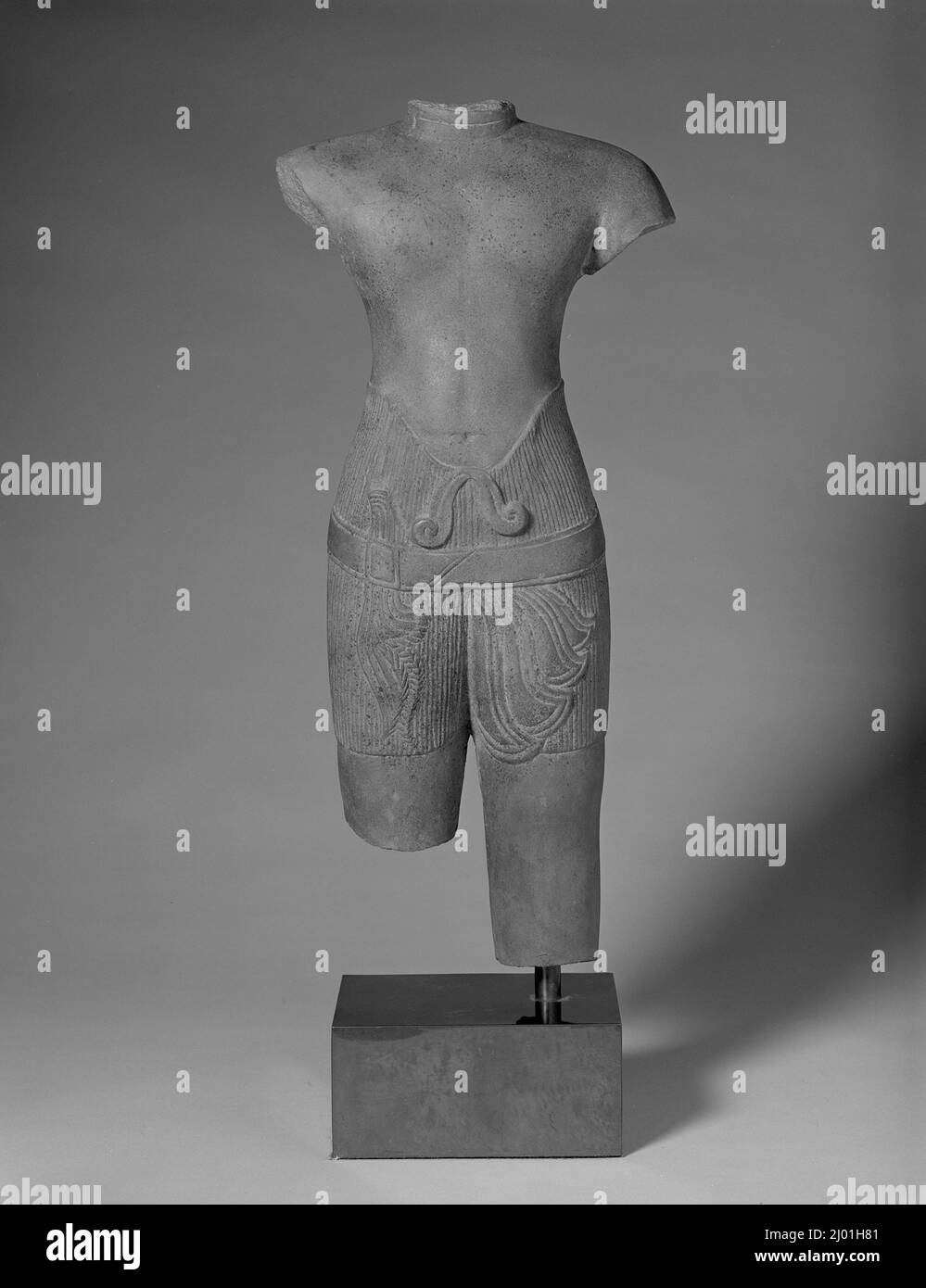 Divinité masculine debout Banque de photographies et d’images à haute résolution - Alamy