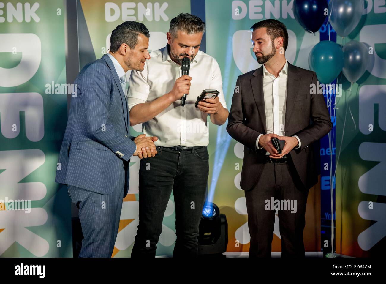 ROTTERDAM - DENK-lijsttrekker Farid Azarkan , Stephan van Baarle en ... ROTTERDAM - DENK-lijsttrekker Farid Azarkan , Stephan van Baarle en ...