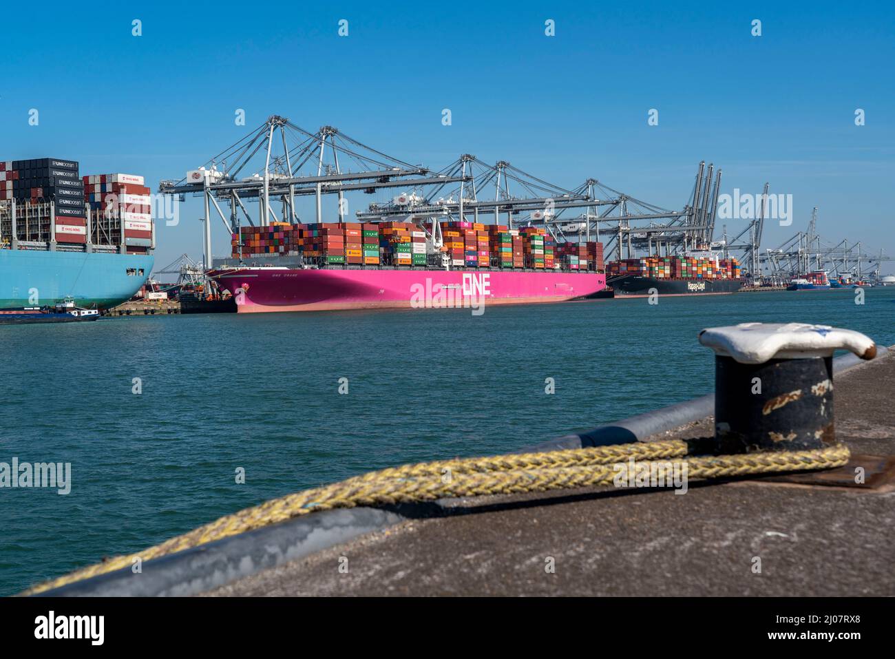 Le port maritime de Rotterdam, Maasvlakte, Hutchinson ECT Delta terminal, Container terminal ...