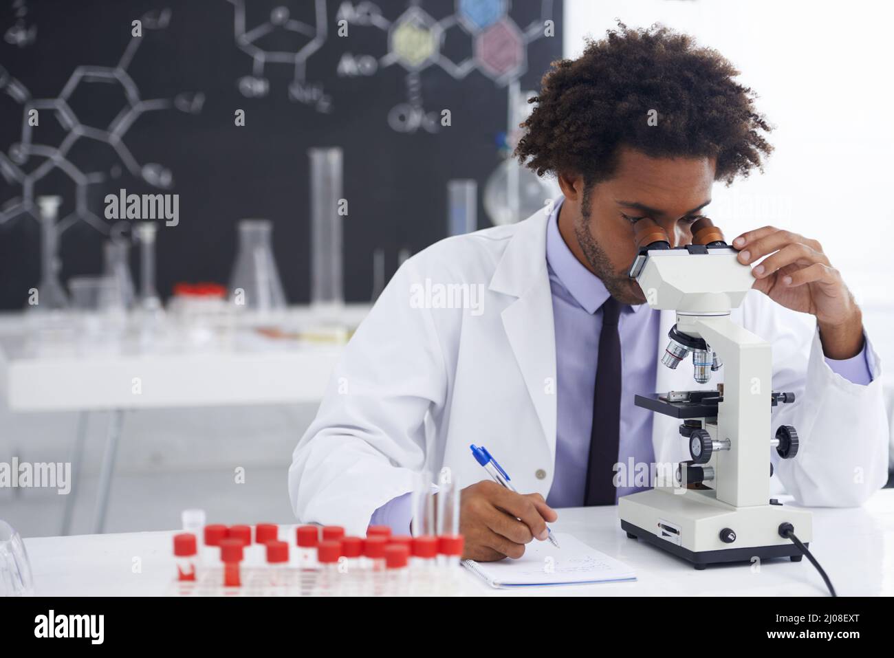 African american biologist Banque de photographies et d’images à haute ...