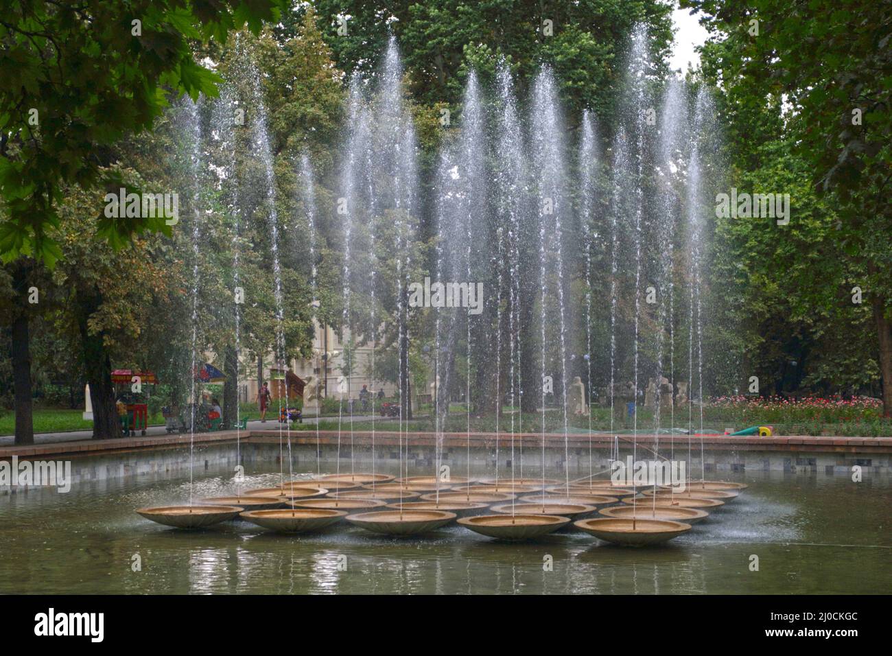 Parc de la ville de bichkek Banque de photographies et d’images à haute ...