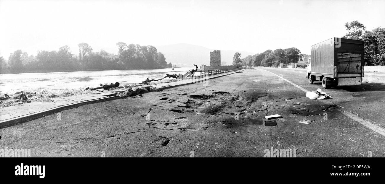 Bombardement de warrenpoint Banque de photographies et d’images à haute ...